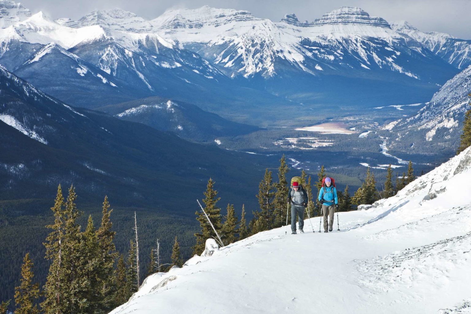 Banff C-Level Cirque - Lake Louise - Banff National Park